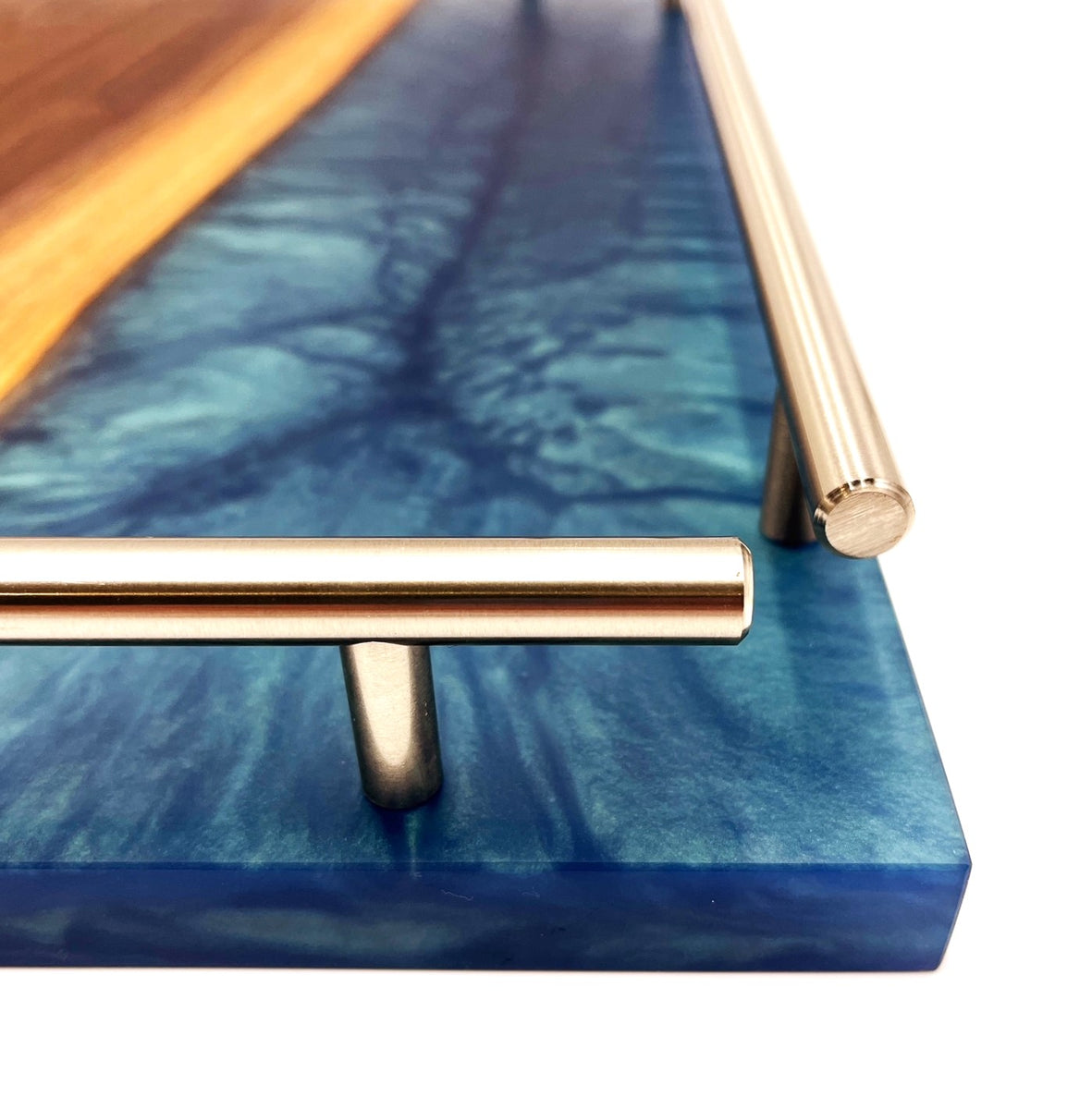 XL Walnut Epoxy Resin Serving Tray – The WoodenStone