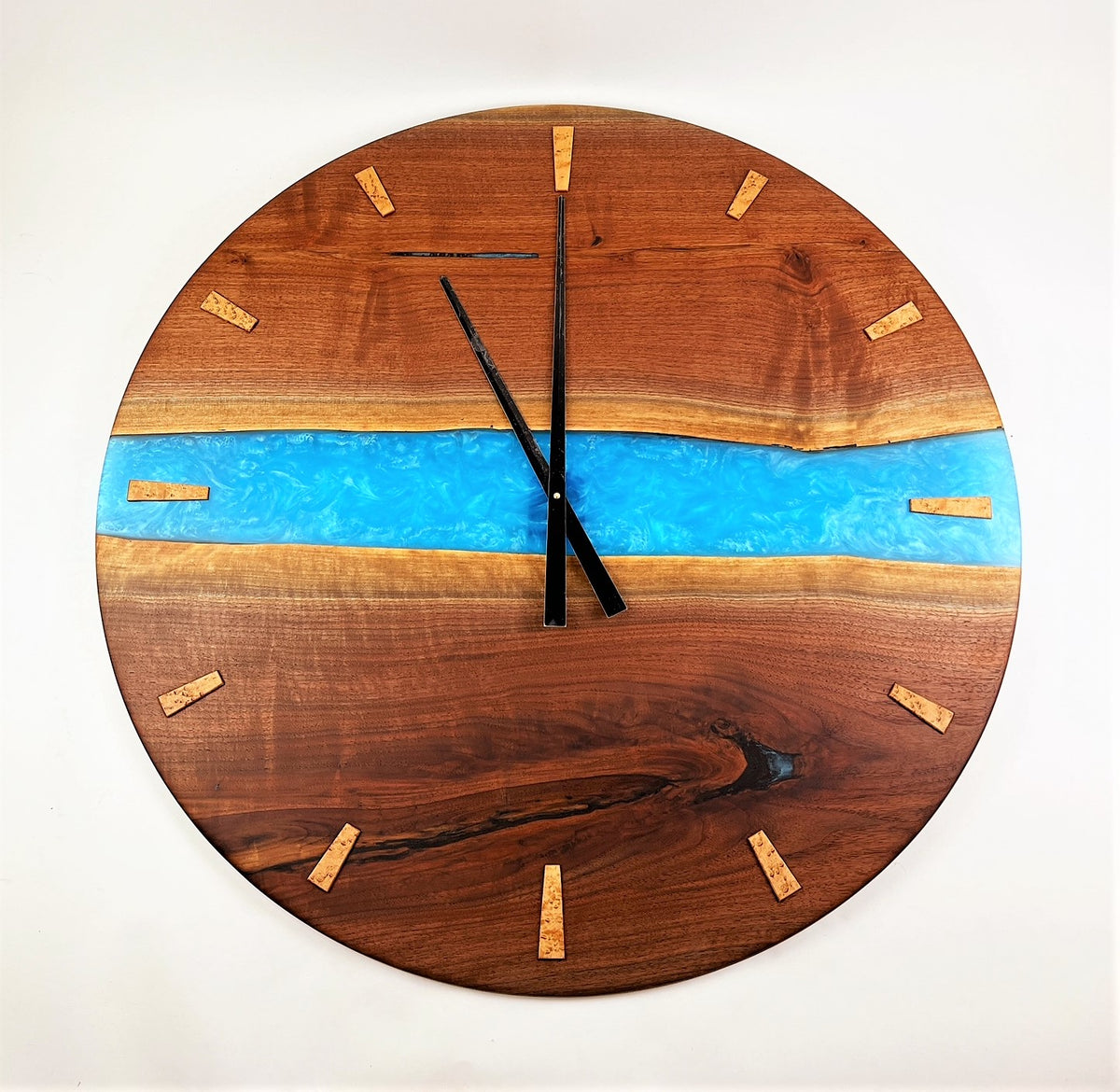Giant Custom Walnut Epoxy Resin River Clock – The WoodenStone